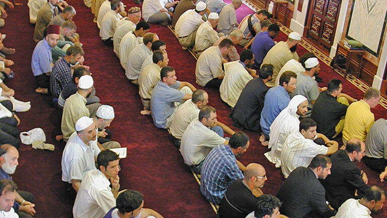 Wie wichtig ist das Freitagsgebet? – Islamische Zeitung
